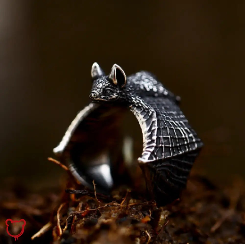 Bat Gothic Ring – The Cursed Closet